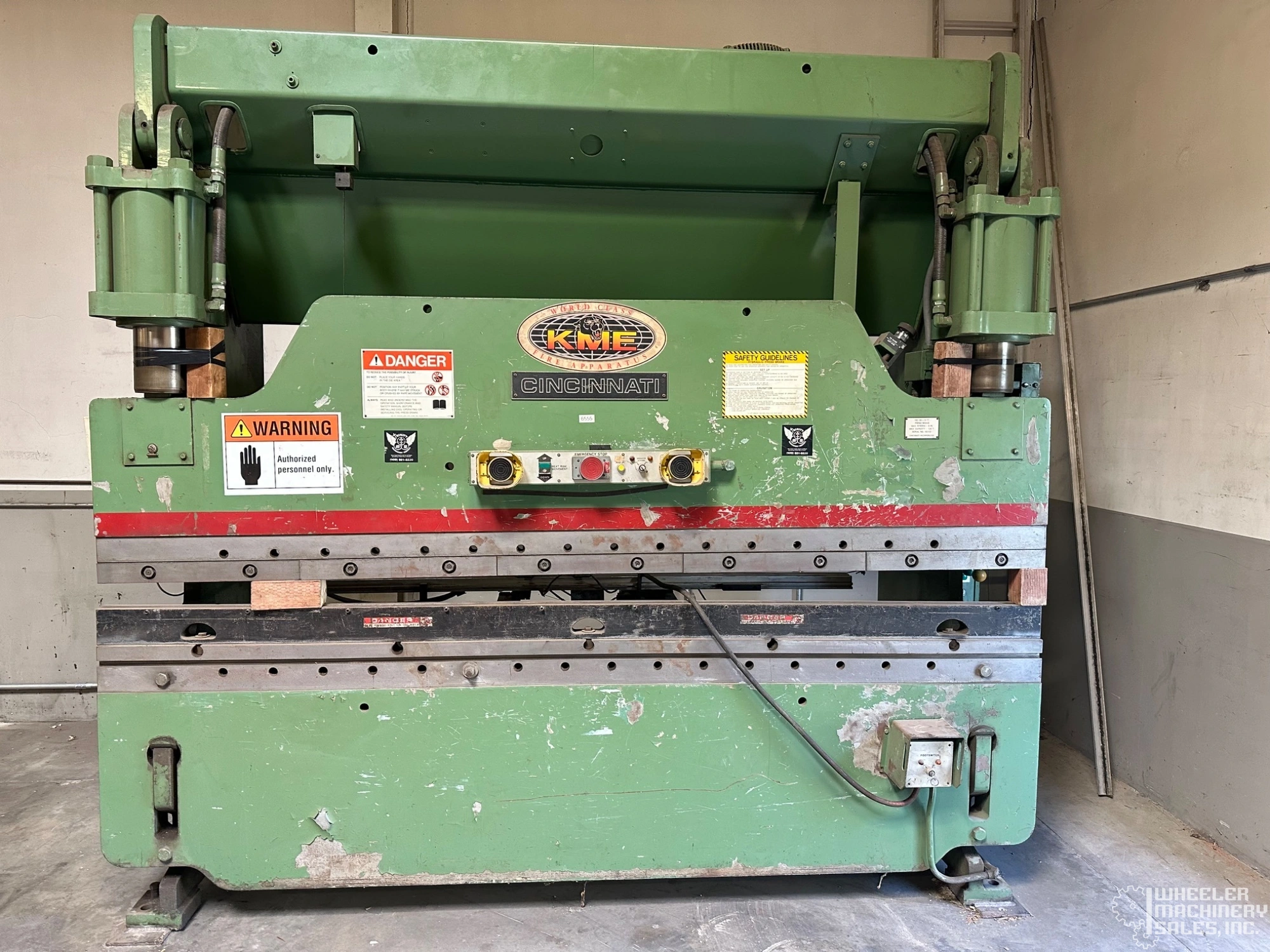 Used CINCINNATI 135 CB X 8 FT. BRAKES- PRESS, HYDRAULIC, CNC 7399 ...