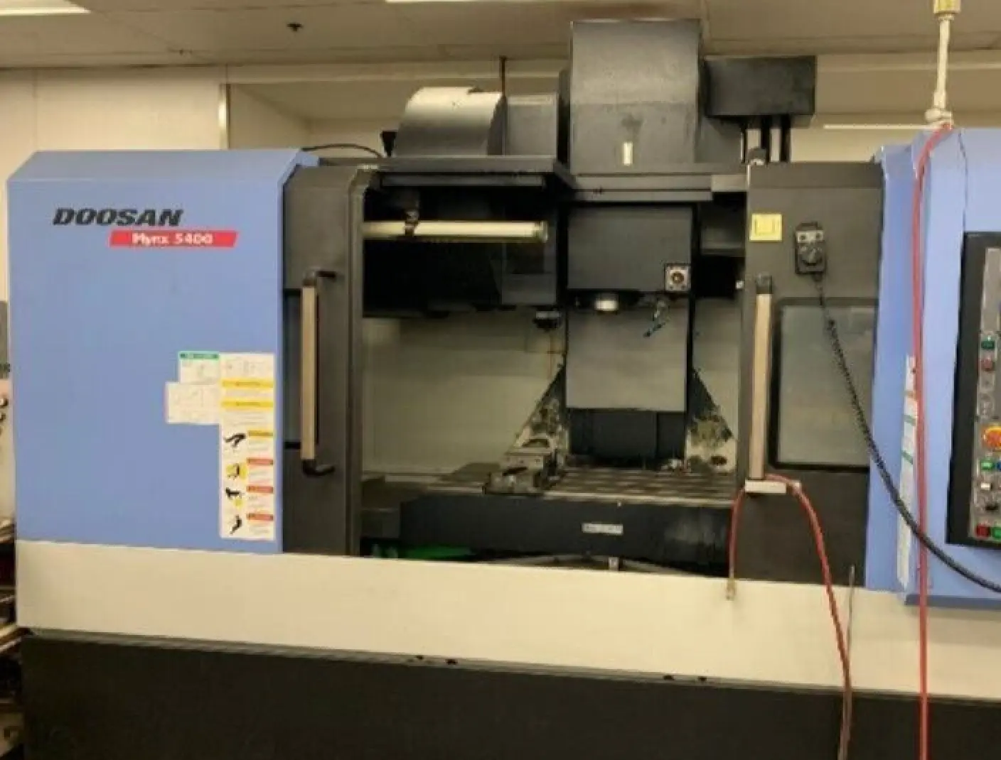 Used 2012 DOOSAN MYNX 5400/40 Vertical Machining Centers X4X1099 ...