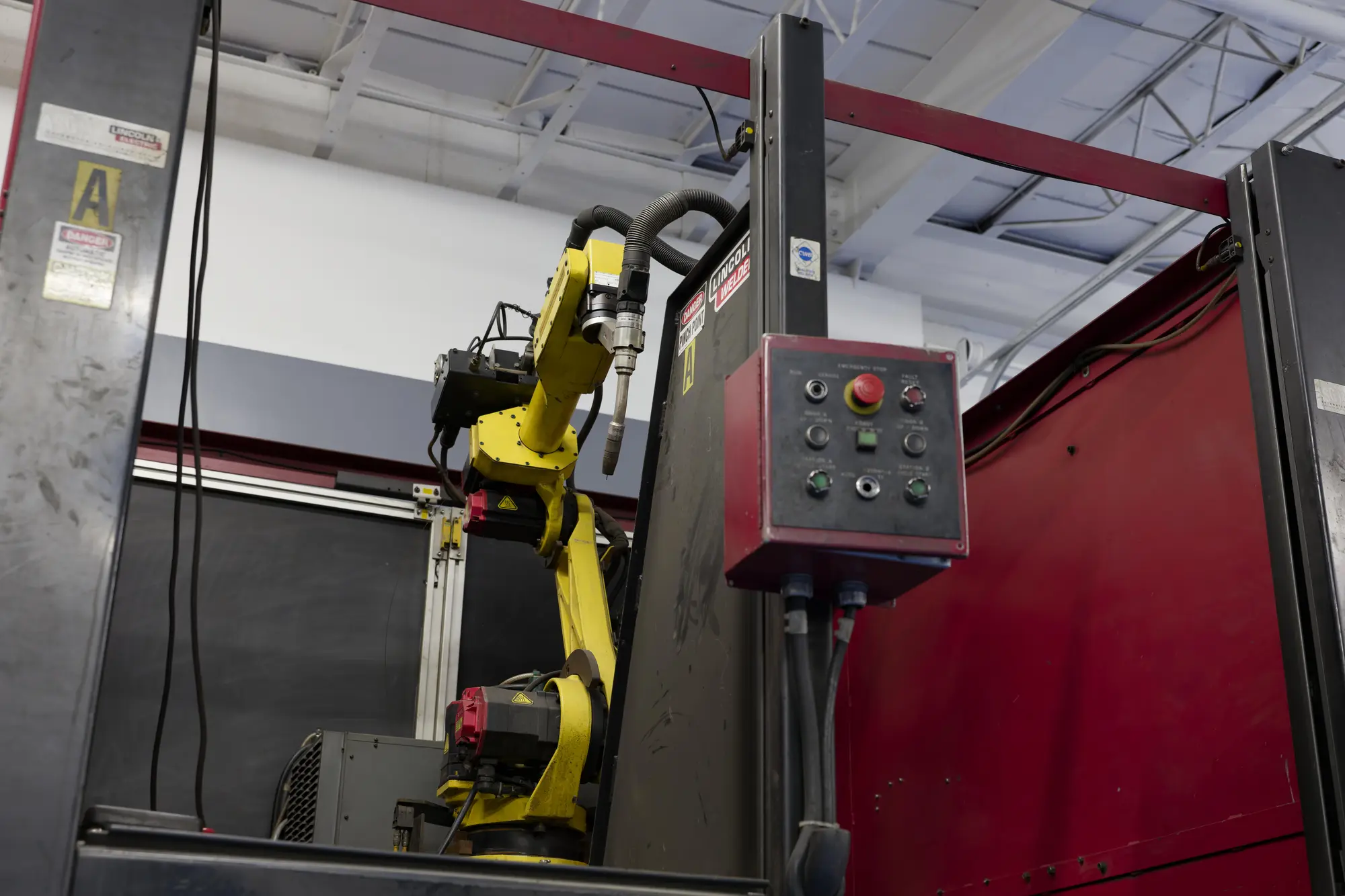 Used FANUC ARCMATE 100IB Single Welding Robots 1040 | ACES Robotics Ltd