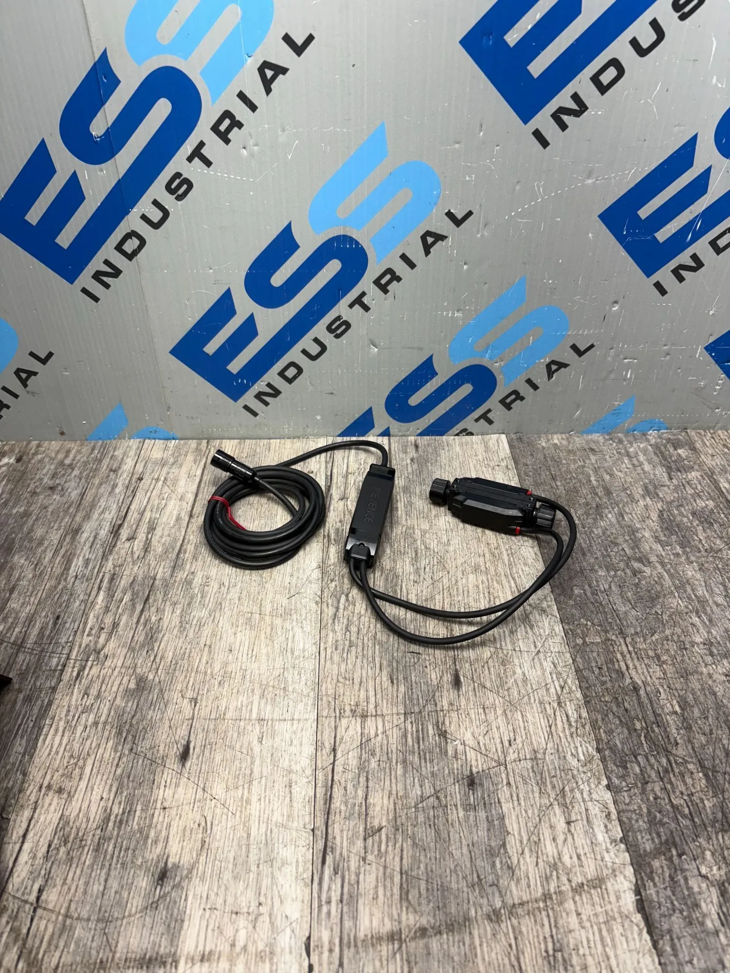 Used KEYENCE FD-XS1 Electrical/PLC/Automation DG0505-3268E | ESS ...