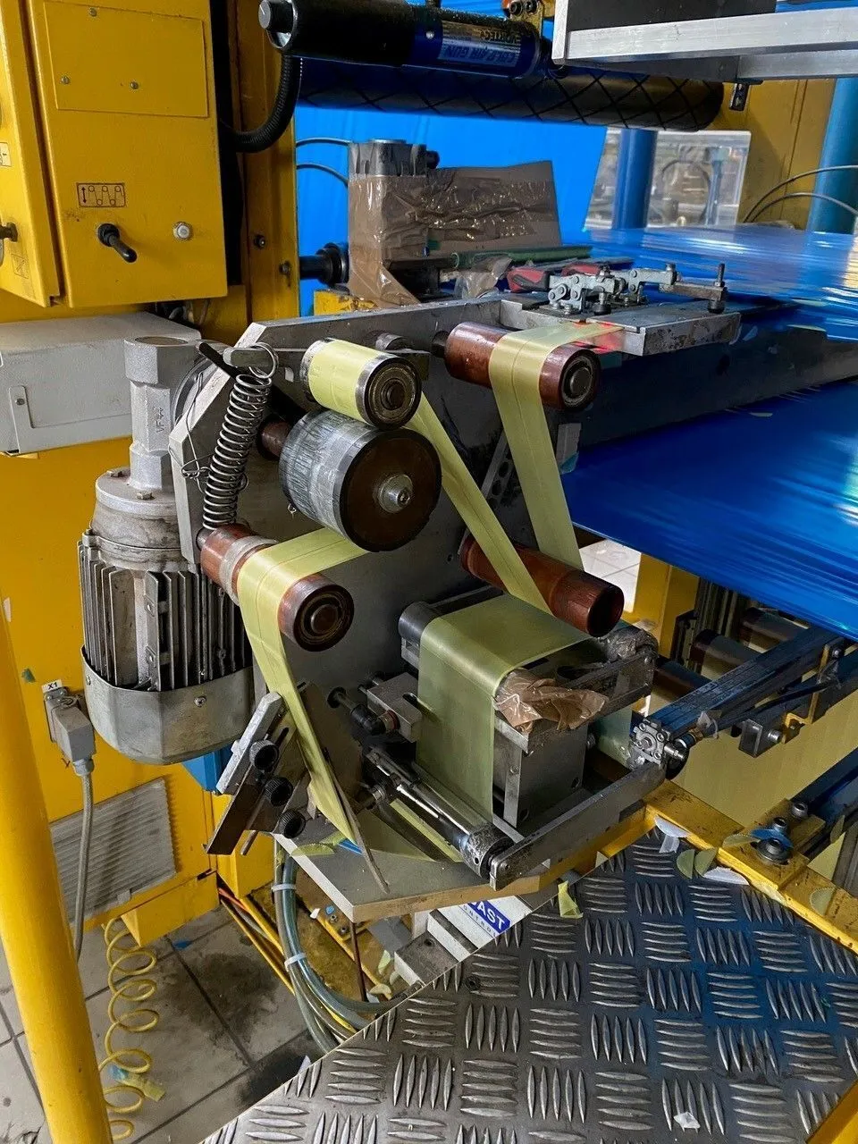 Used FAS CONVERTING MACHINERY AB Draw Tape Bag system Bag Machines ...