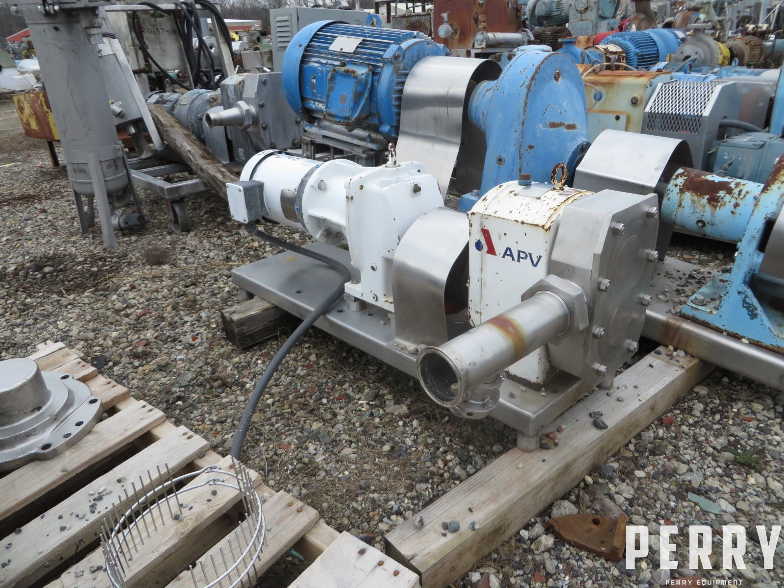 Used APV 5 HP Pump Positive 20617-15 | Perry Equipment
