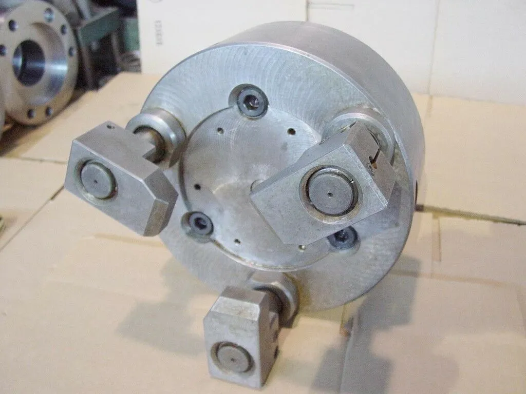 Used HOWA 10" 3-JAW Chucks K12486 | Great American Equipment Company