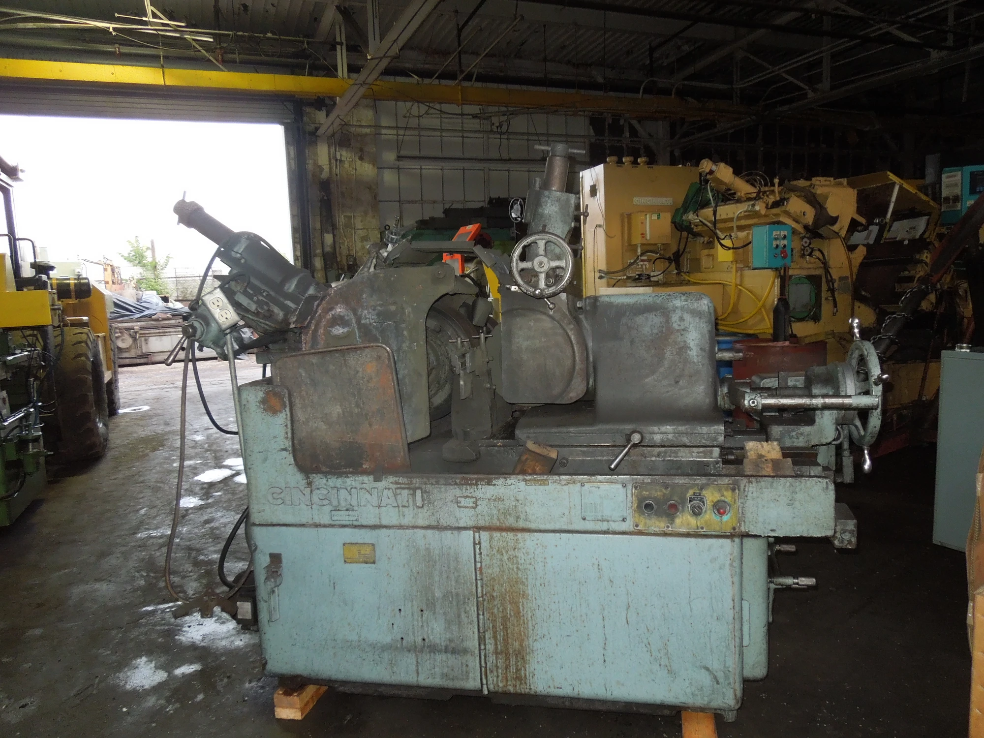 Used CINCINNATI #2 OM GRINDERS, CENTERLESS 8307 | GCH Machinery