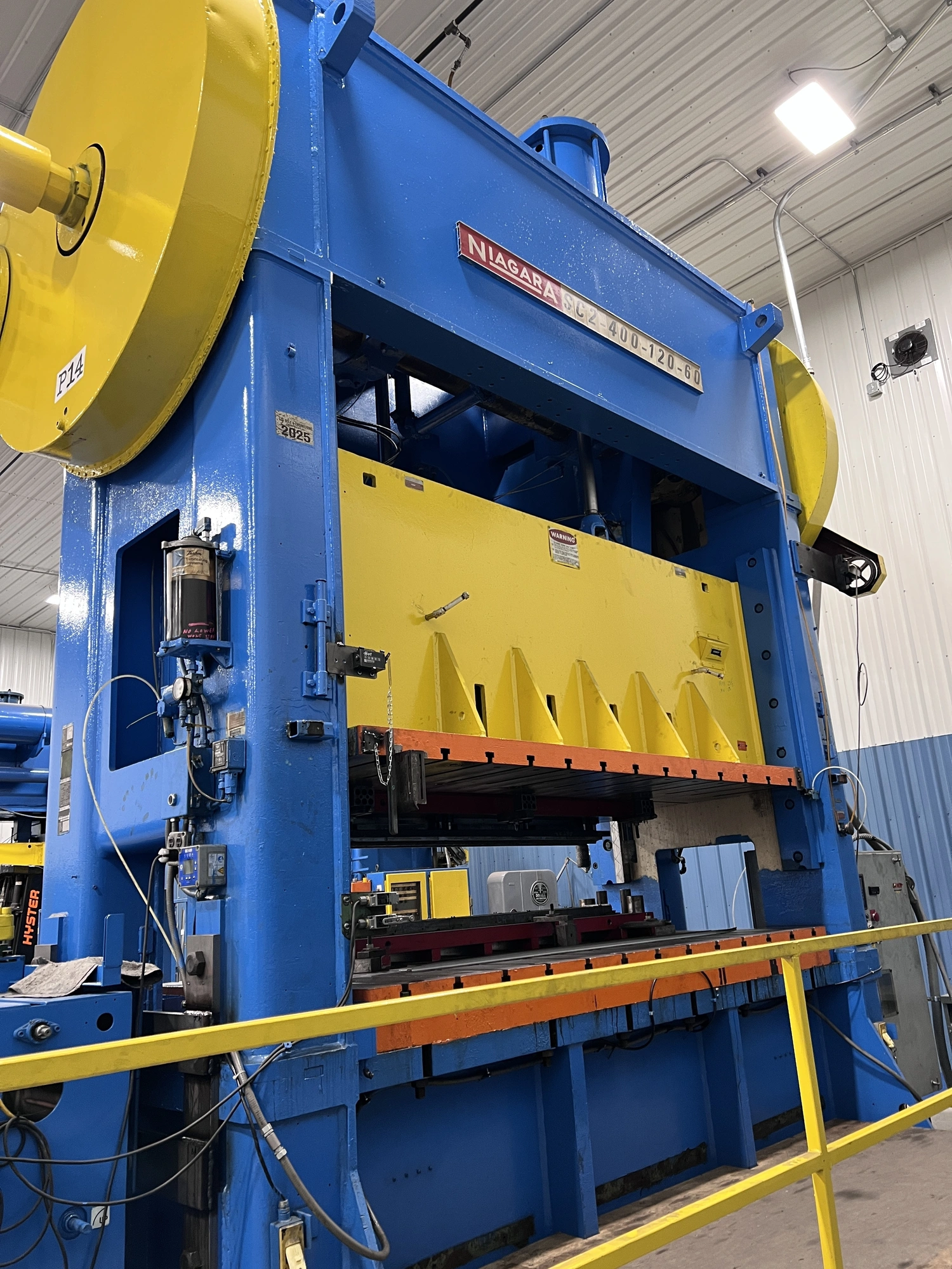 Used 1974 NIAGARA #BP2-400-120-60 Straight Side Double Crank Press ...