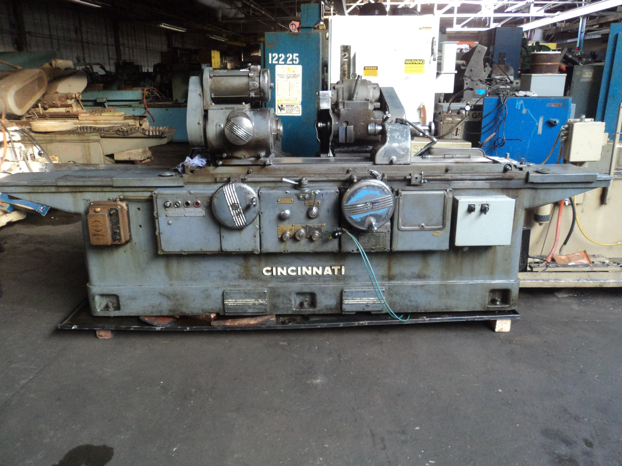 Used CINCINNATI 12 X 36 GRINDERS, CYLINDRICAL – UNIVERSAL 7858 | GCH ...