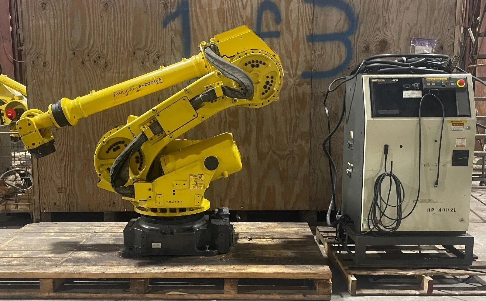 Used FANUC FANUC R-2000IA / 125L Automation. CW4130-2828E | ESS ...