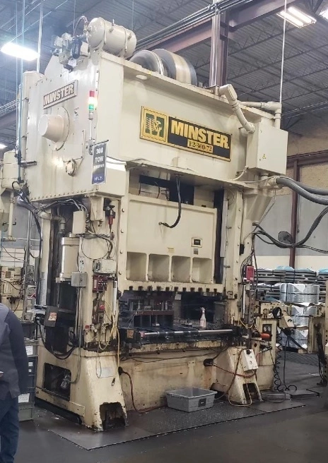Used 1996 MINSTER E2-300-72-42 Straight Side Double Crank Press 11654 ...
