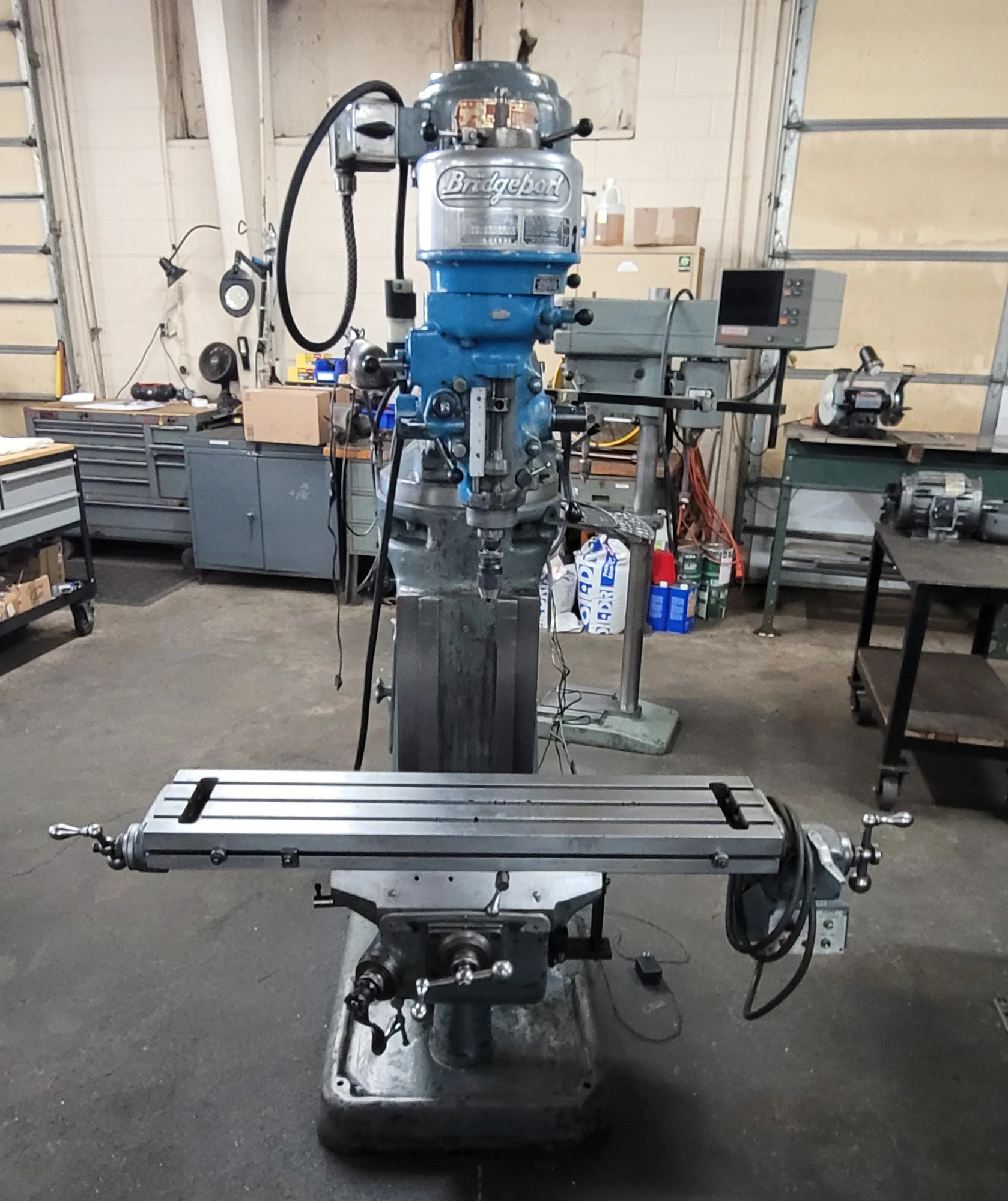 Used BRIDGEPORT SERIES 1 Mills, Vertical 1592 | Machinery Central