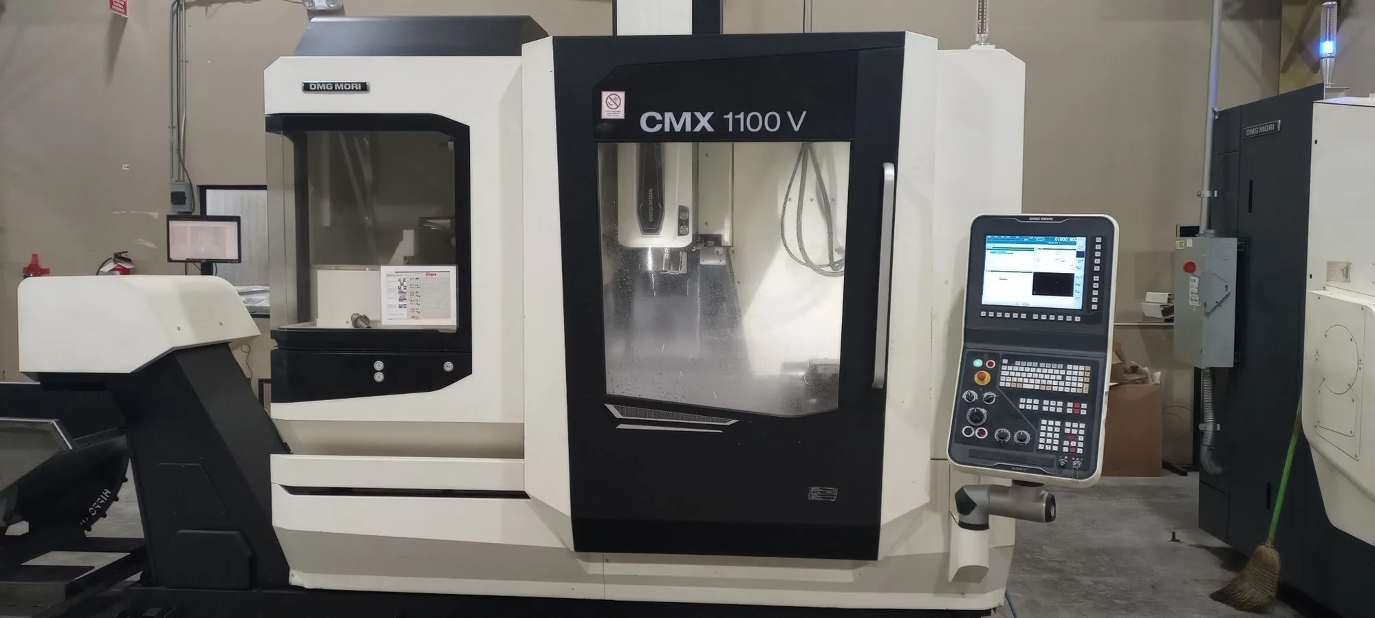 Used 2019 DMG MORI CMX1100V CNC Vertical Machining Centers 9550 ...