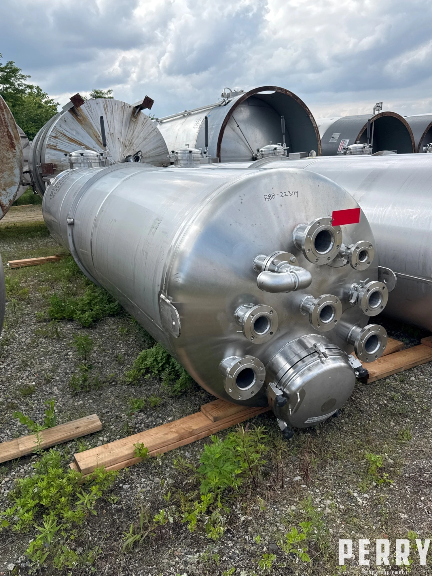 Used STAINLESS TANK, INC. Stainless Steel Tanks 888-22309 | Perry Equipment