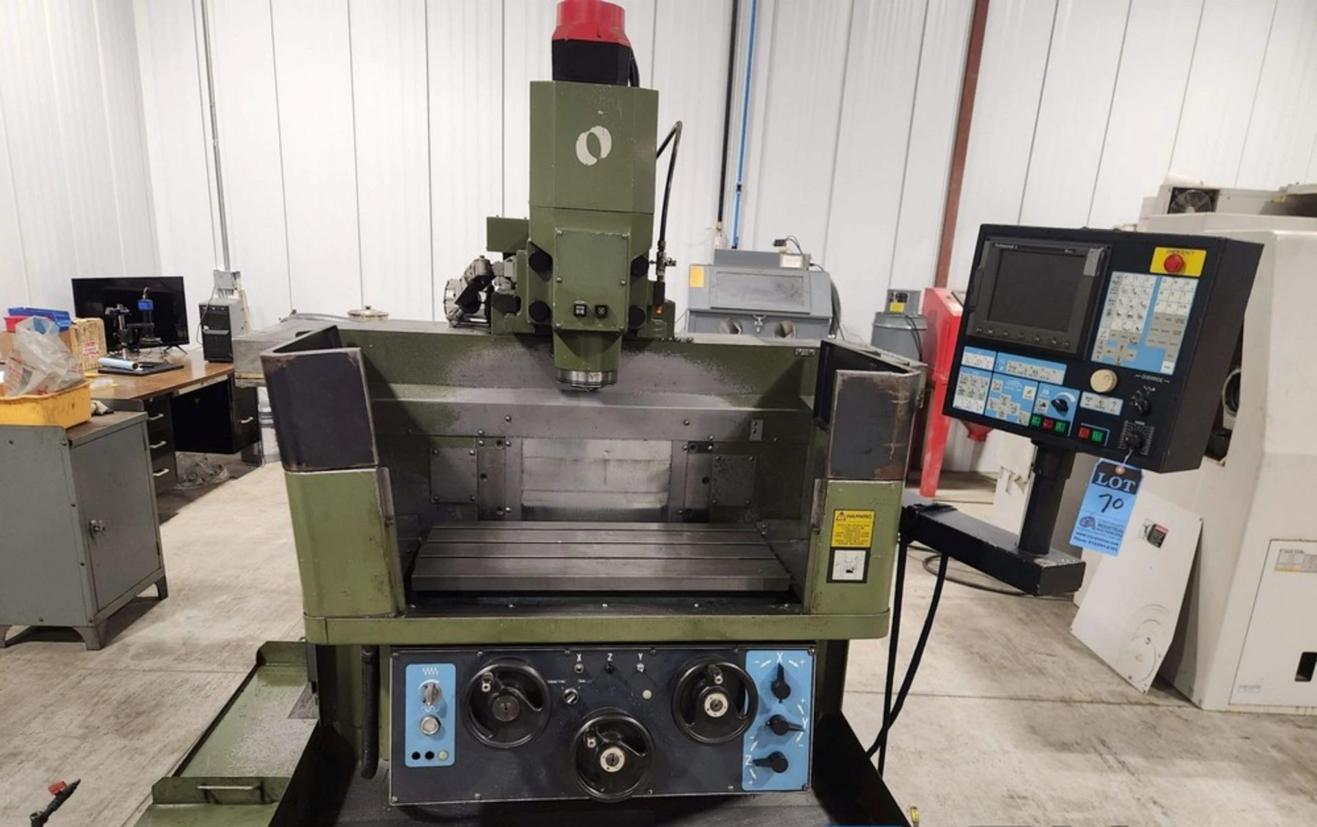 Used MAKINO KE-55 Vertical Machining Centers 30712 | Mohawk Machinery