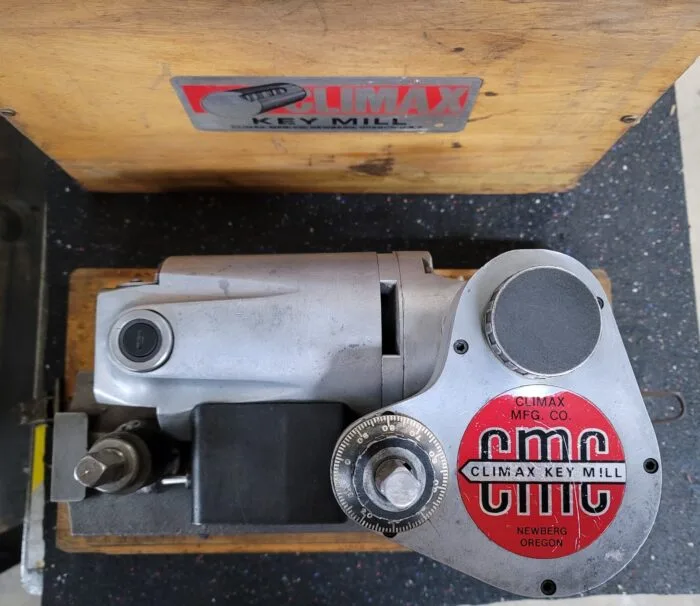 Used CLIMAX 65 Mills, Key 1415 | Machinery Central