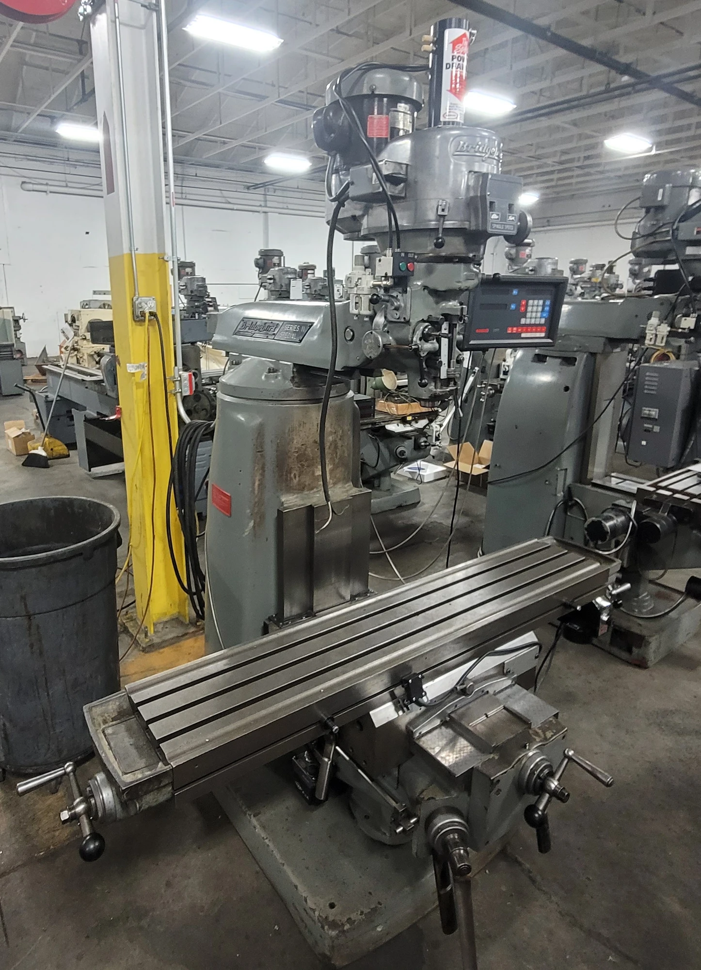 Used BRIDGEPORT SERIES II SPECIAL Mills, Vertical 1758 | Machinery Central