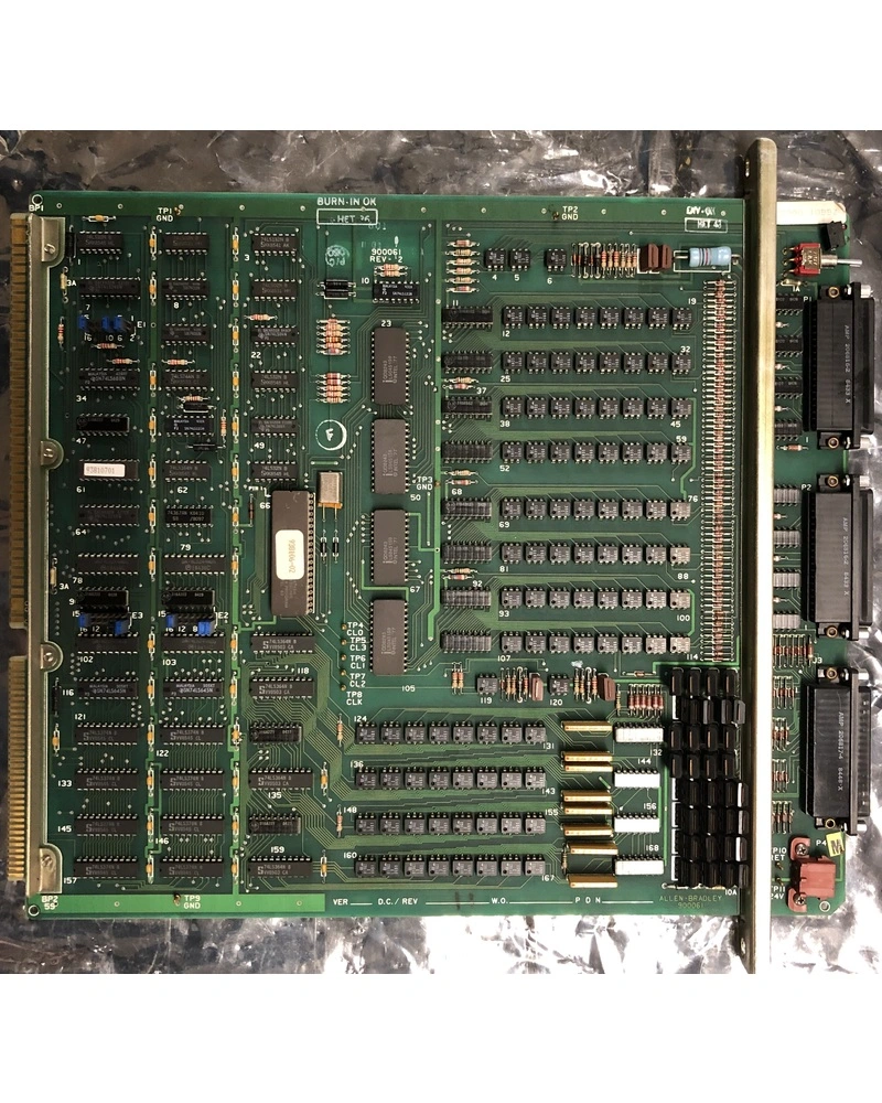 Used ALLEN BRADLEY 8200 I/O INTERFACE MODULE I/O Interface Module 8000 ...